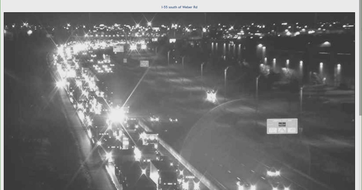 4 Vehicle Crash Closes Southbound Lanes On I 55 At Weber Road In Will