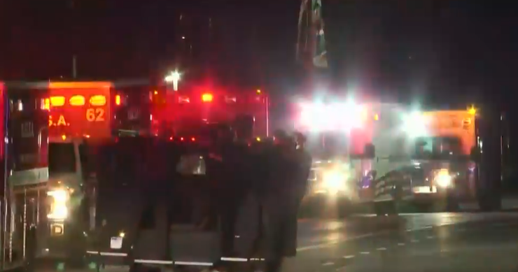 Chicago area families worry about loved ones at Michigan State - CBS ...