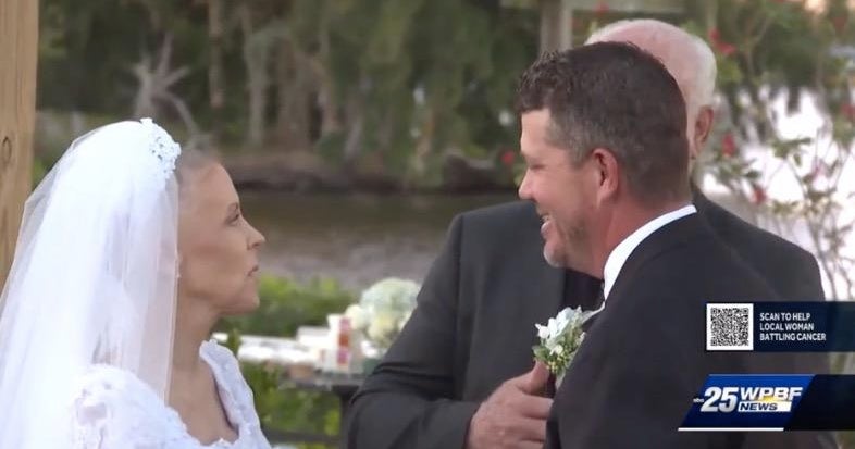 Florida couple renews vows as bride battles rare stage 4 cancer - CBS Miami