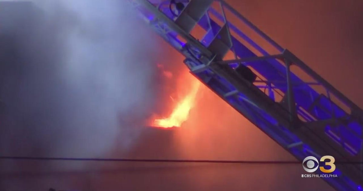 House catches fire in North Philadelphia - CBS Philadelphia