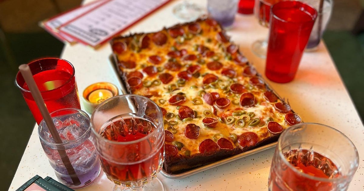 Minneapolis' Wrecktangle Pizza named best pizzeria in the country - CBS ...