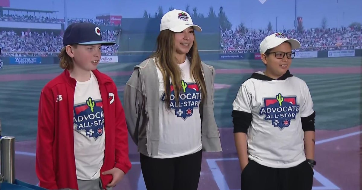 3 Advocate Children's Hospital patients flown to Arizona for Cubs spring training - CBS Chicago