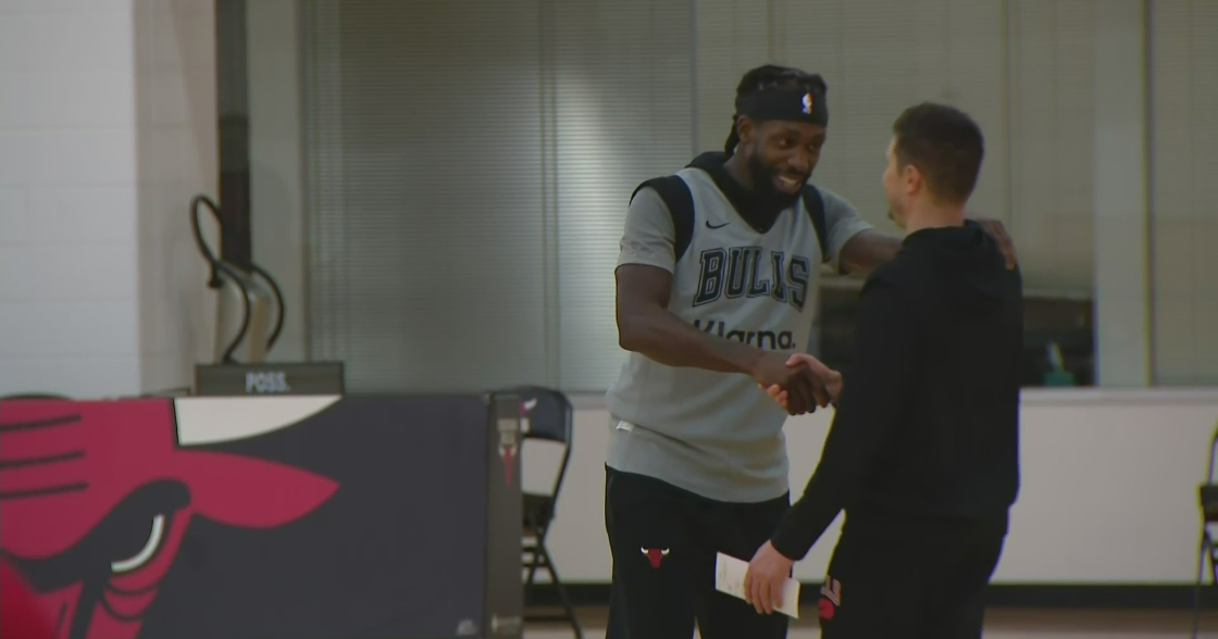 Patrick Beverley hits practice court with Bulls - CBS Chicago
