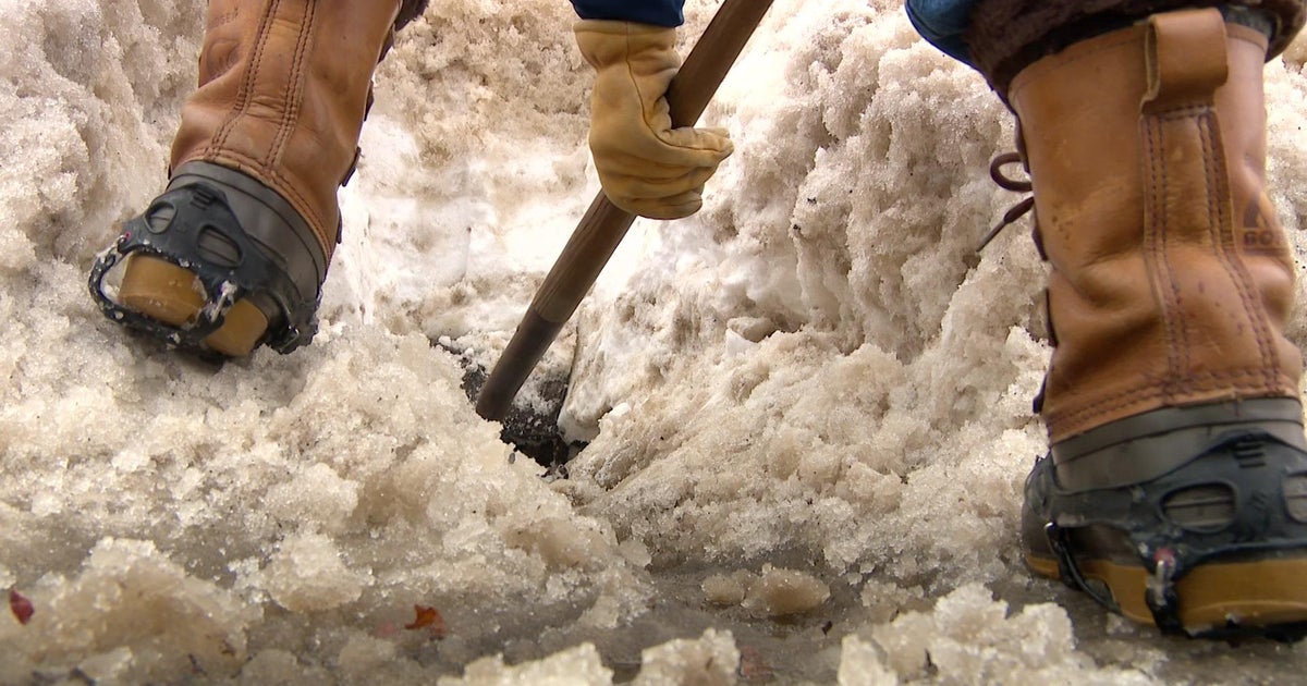 After rainy, slushy Monday, metro residents worry about icy Tuesday ...