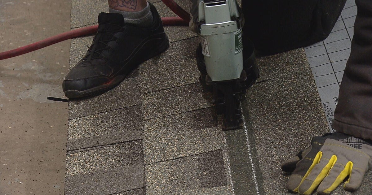 National academy paves way for women in roofing careers - CBS Colorado