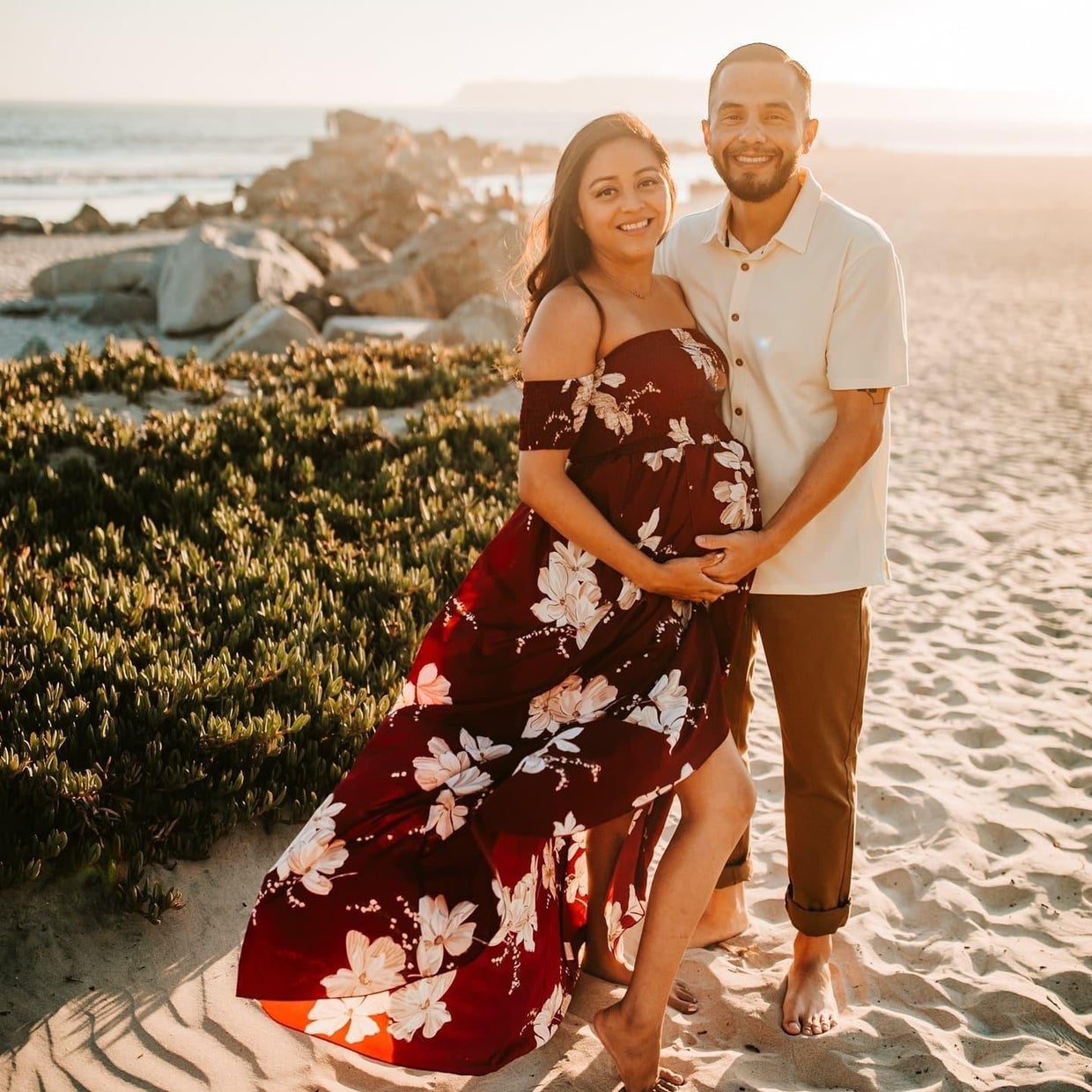 California couple sues fertility clinic for allegedly implanting embryo ...