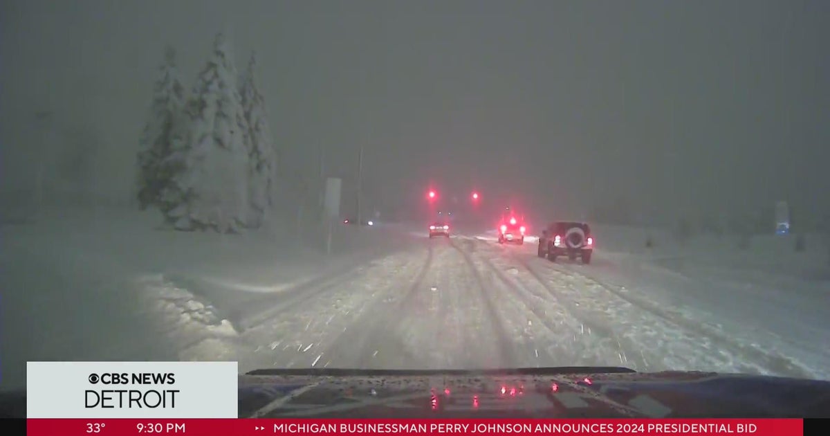 A view of road conditions Friday night as snowfall continues in SE ...