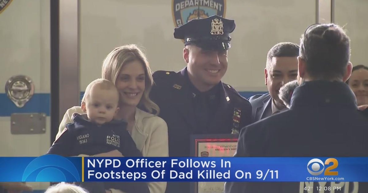 Nypd Officer Follows Footsteps Of Dad Who Was Killed On 9 11 Cbs New York