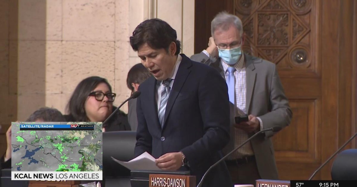 After months of calls for resignation, Kevin de León appears to be ...