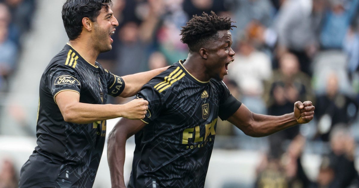 Bouanga scores 2 goals, leads LAFC's 4-0 rout of New England - CBS Los Angeles