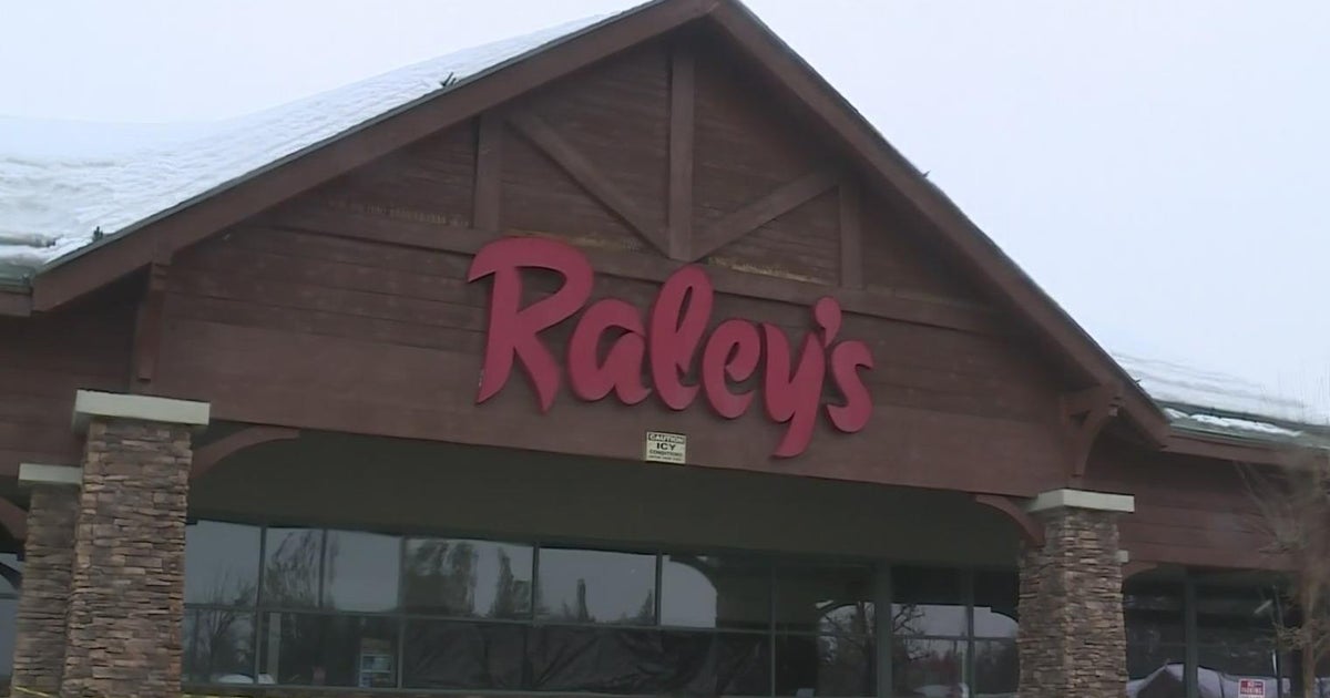South Lake Tahoe Raley's roof collapses as more snow hits the Sierra ...