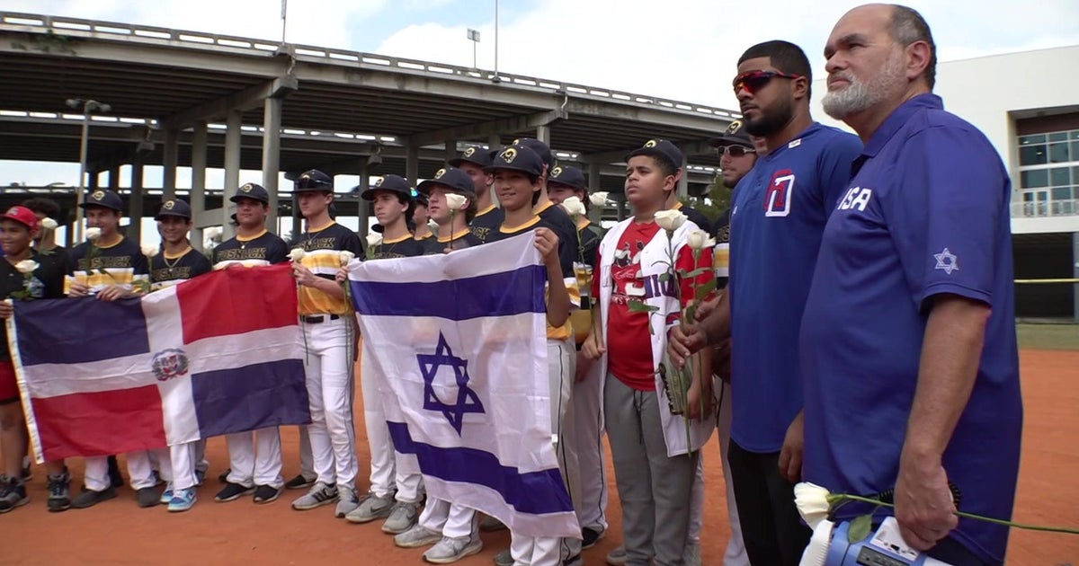 Baseball players, community members unite against hate - CBS Miami