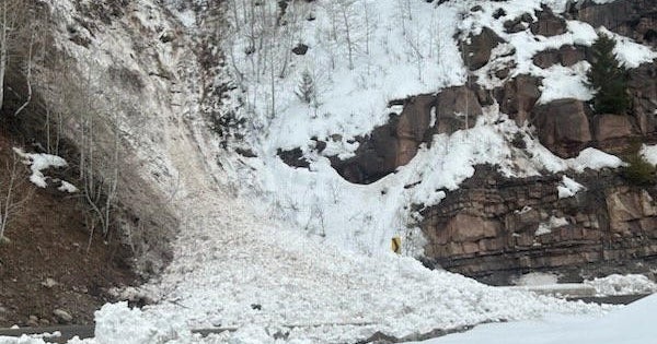 Avalanches close Highway 24 between Minturn and Red Cliff - CBS Colorado