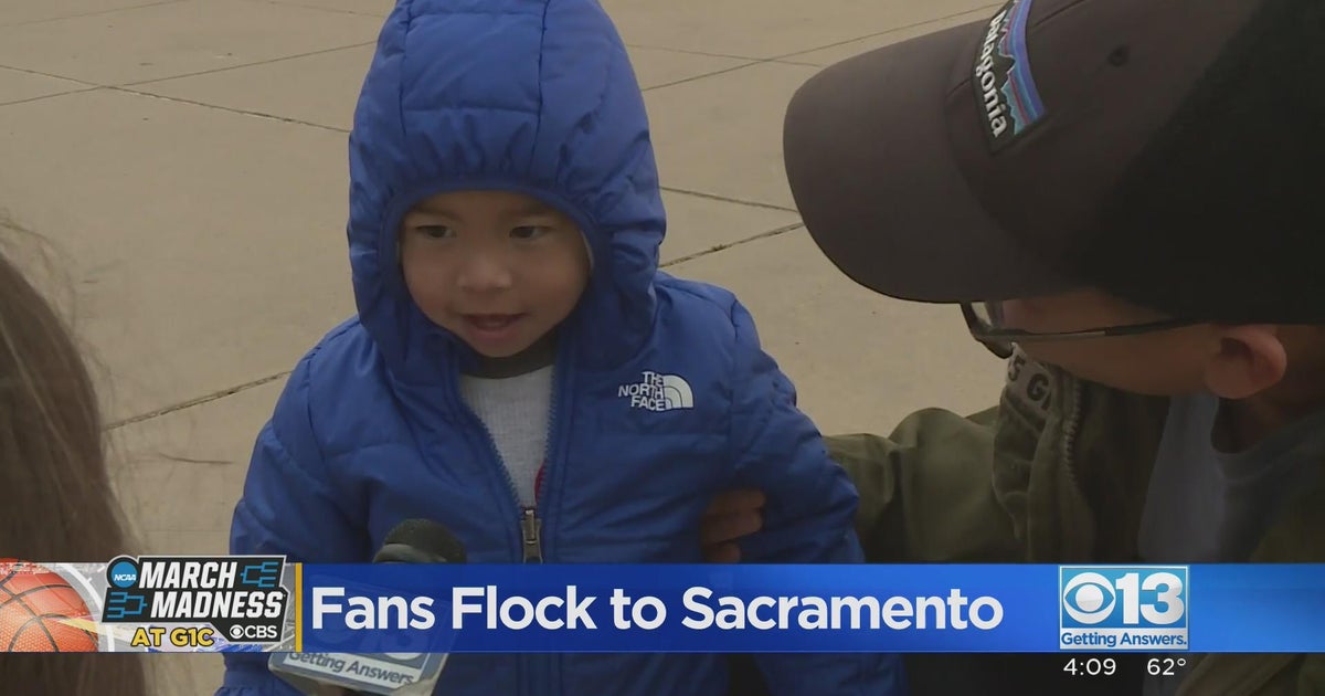 Fans getting in on March Madness excitement outside of G1C - CBS Sacramento