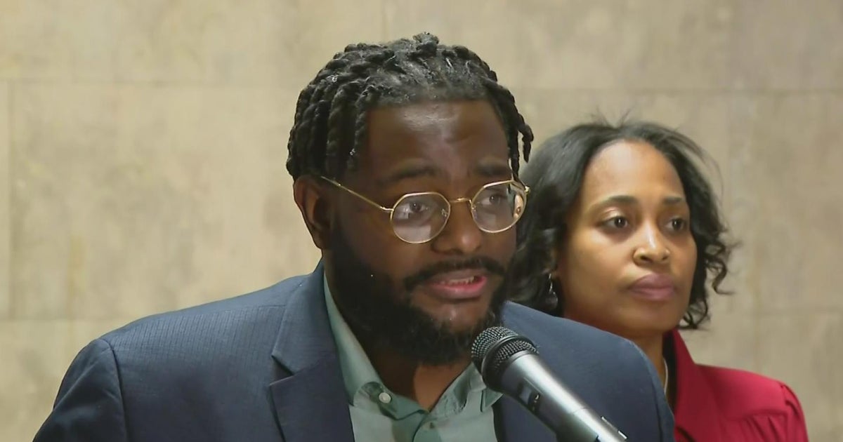 Community Commission seek new CPD superintendent - CBS Chicago