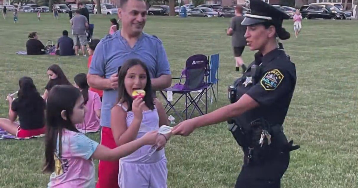 Niles police looking to build relationships with Walk and Talk ...