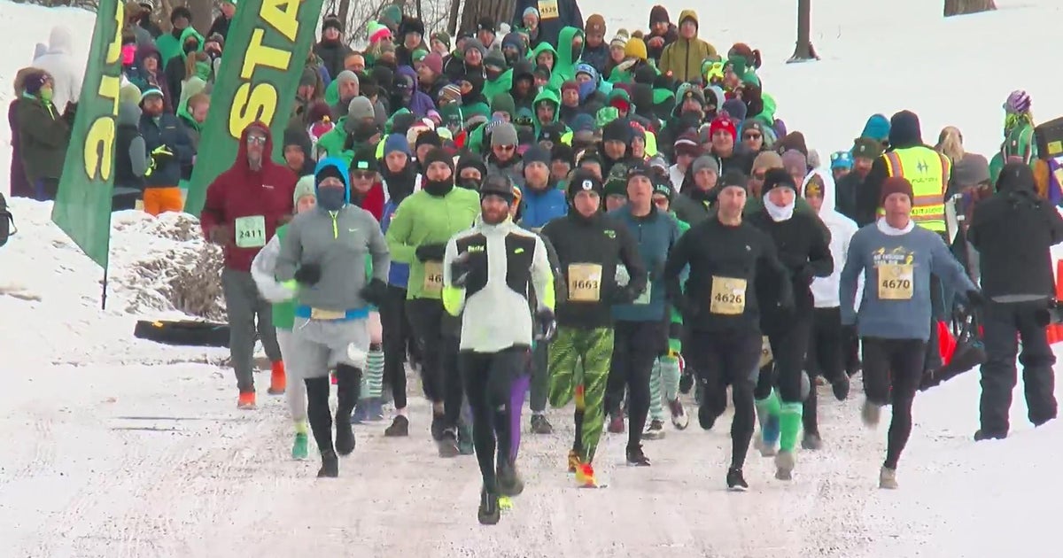 Everybody’s Irish runs return for first time since pandemic - CBS Minnesota