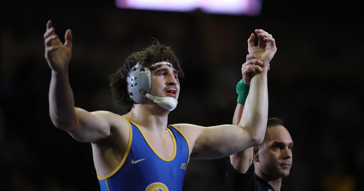 Nino Bonaccorsi becomes first Pitt wrestler to win national ...