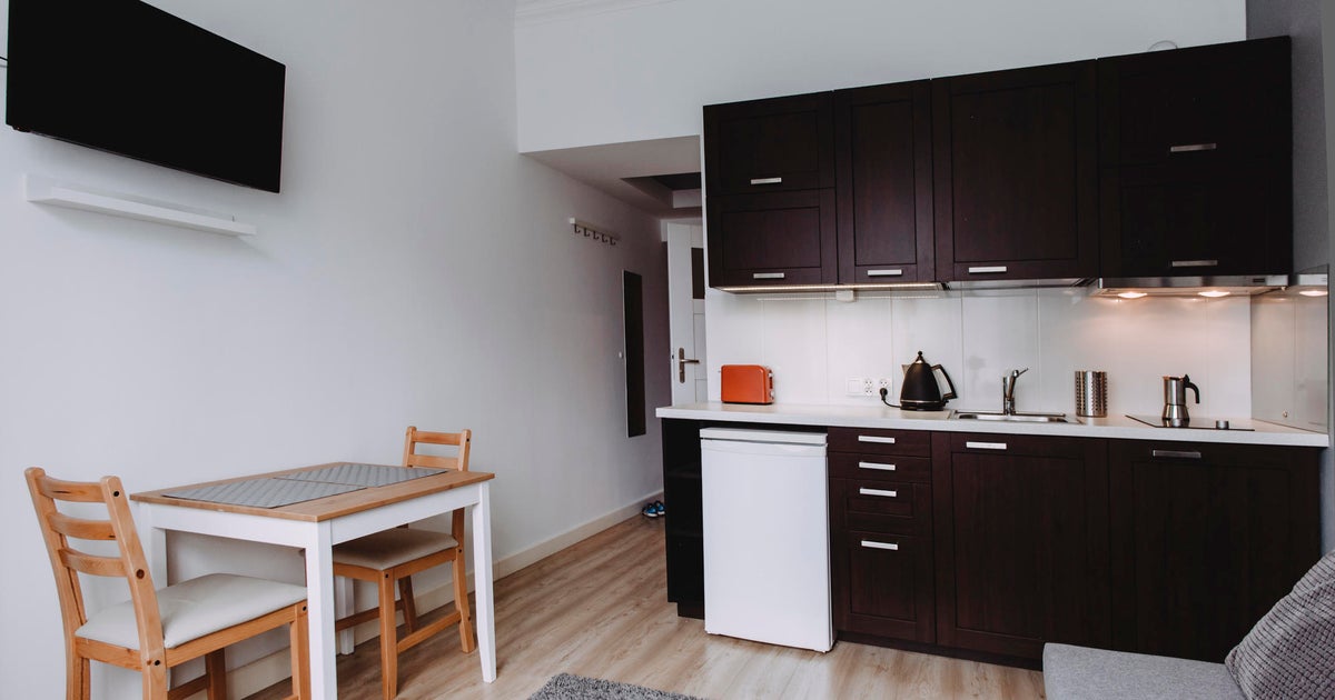 Survey shows nearly two-thirds of Americans stay home more now than ...