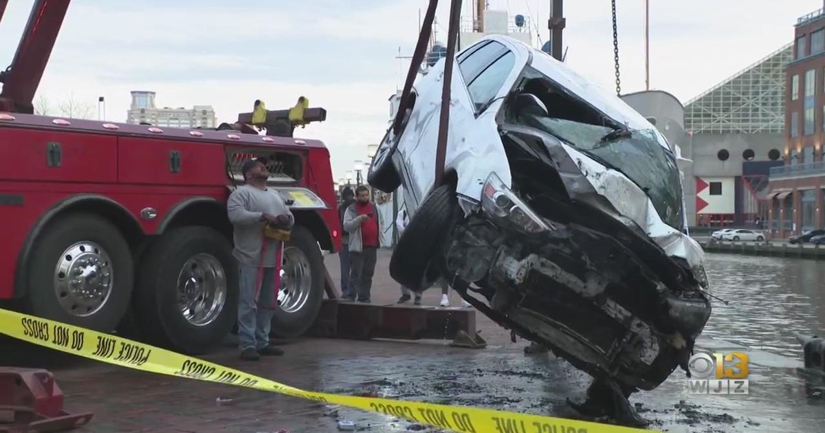Phillips Seafood chef breaks window, rescues driver who crashed into ...