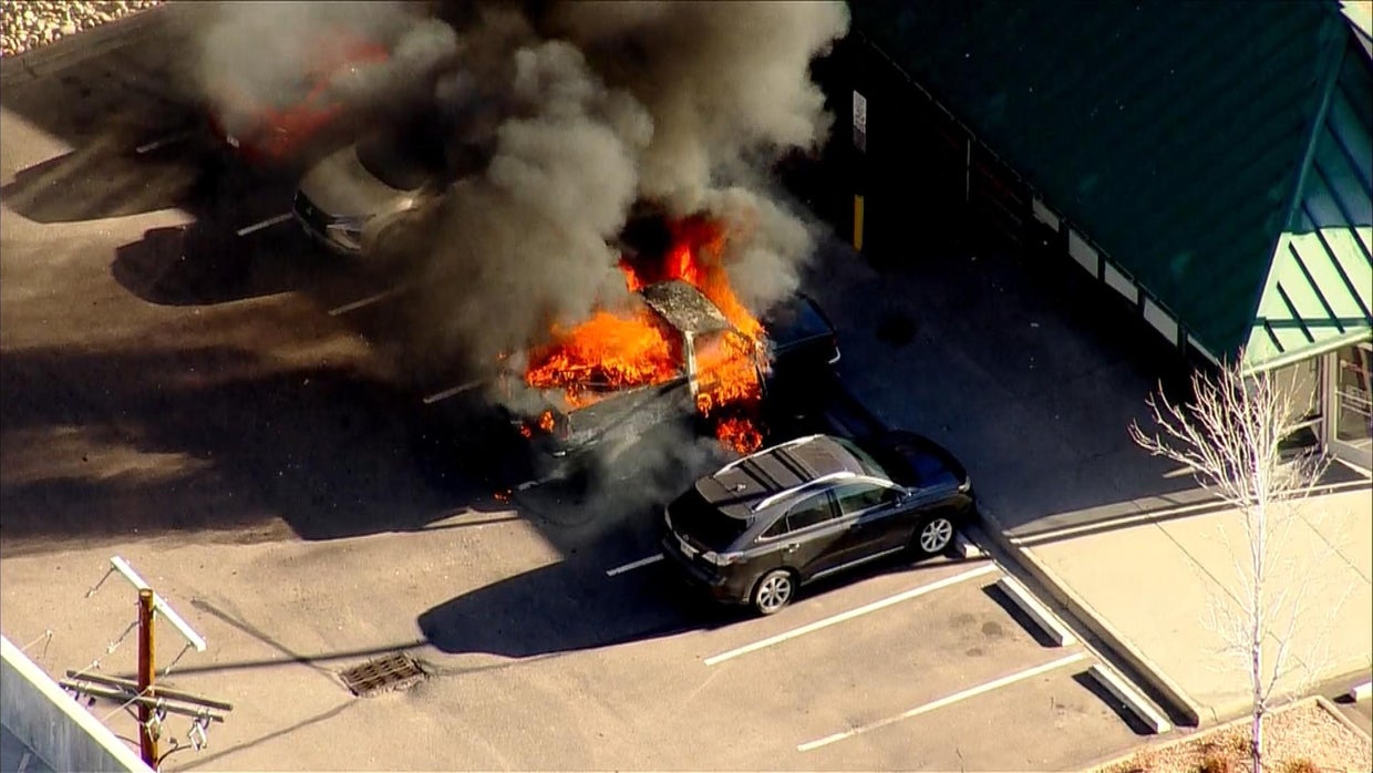 Pickup truck catches on fire in Denver - CBS Colorado