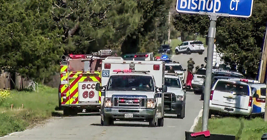 Suspect shot, deputy wounded after 9-hour Gilroy standoff - CBS San ...