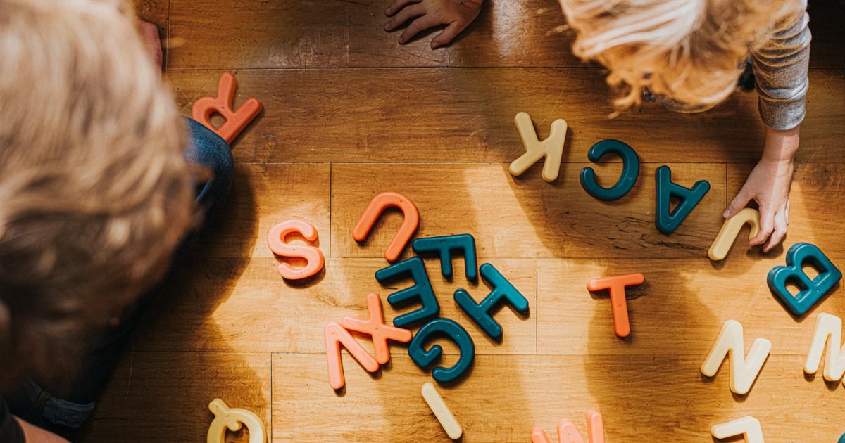 Kids prefer to learn from a competent robot rather than an incompetent ...