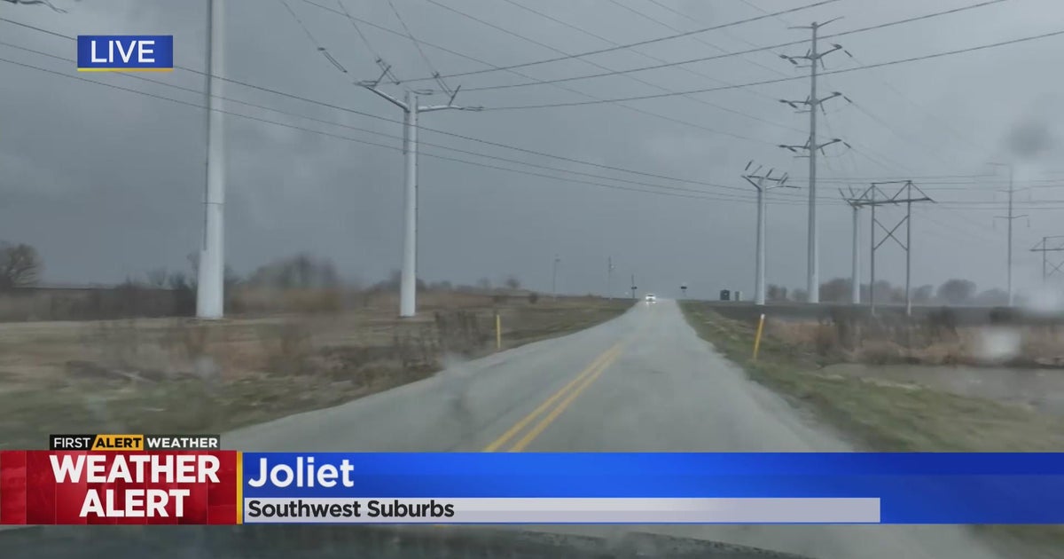 Tracking Severe Weather: Heavy rain in Shorewood - CBS Chicago