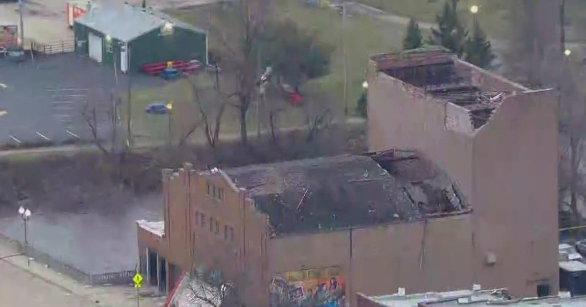 1 killed, over 2 dozen hurt after roof collapse at Belvidere venue ...