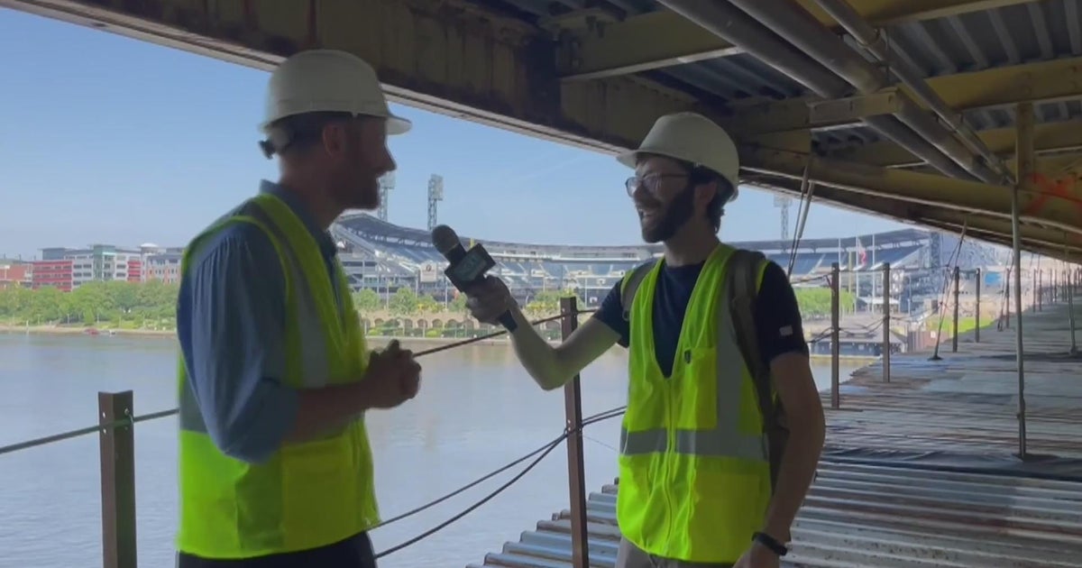 Yinz guys, we're going backstage with Boaz Frankel - CBS Pittsburgh