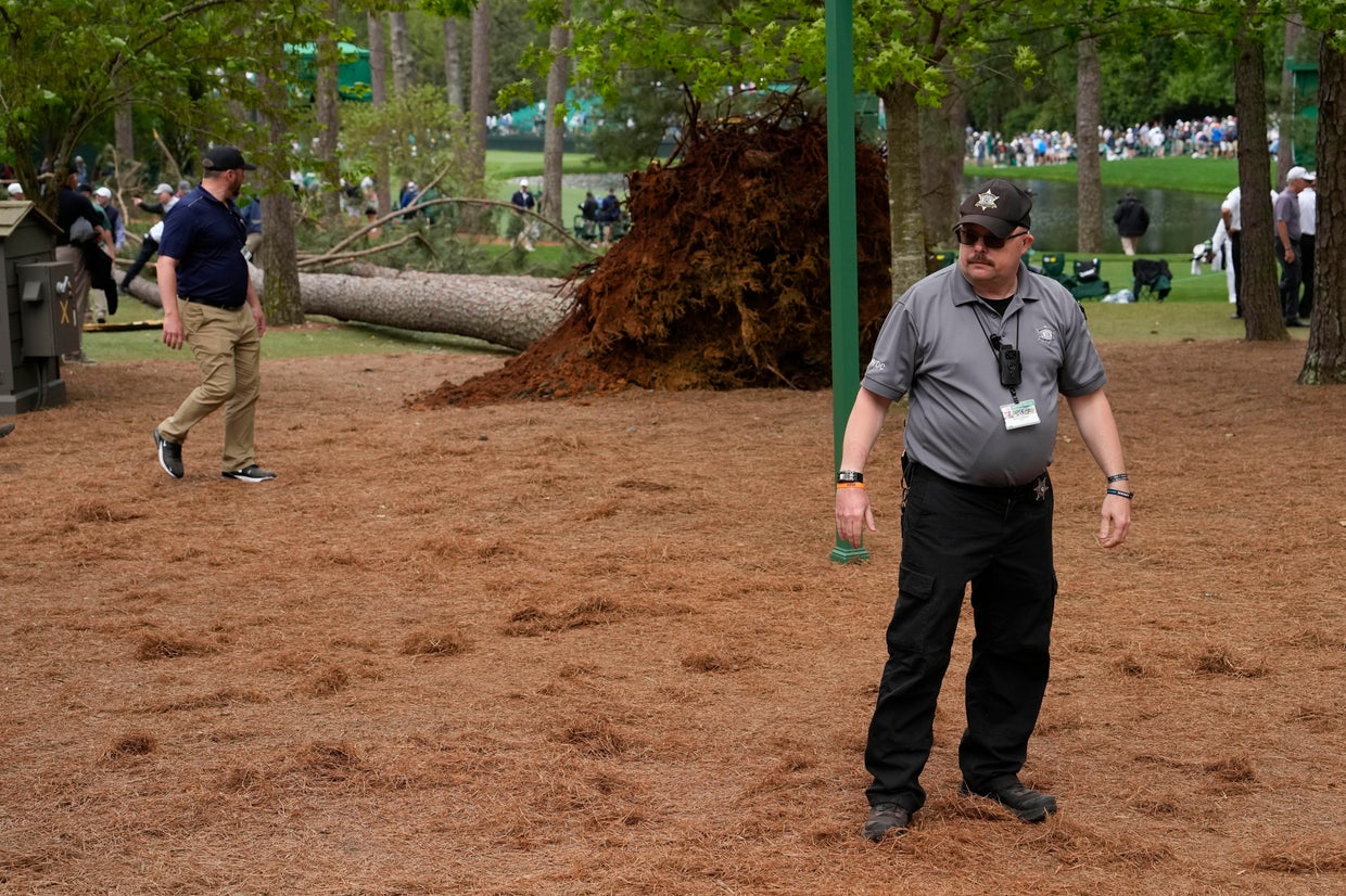 WATCH: Trees fall near spectators during Masters golf tournament - CBS ...
