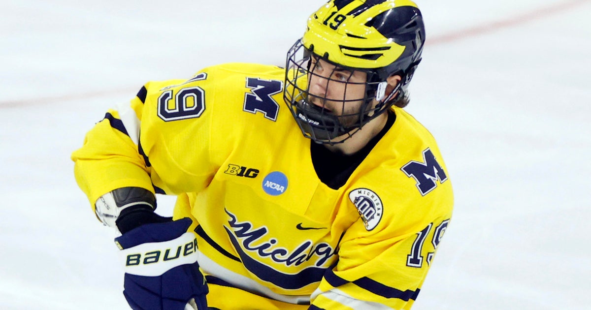Michigan freshman Adam Fantilli named Hobey Baker winner - CBS Detroit
