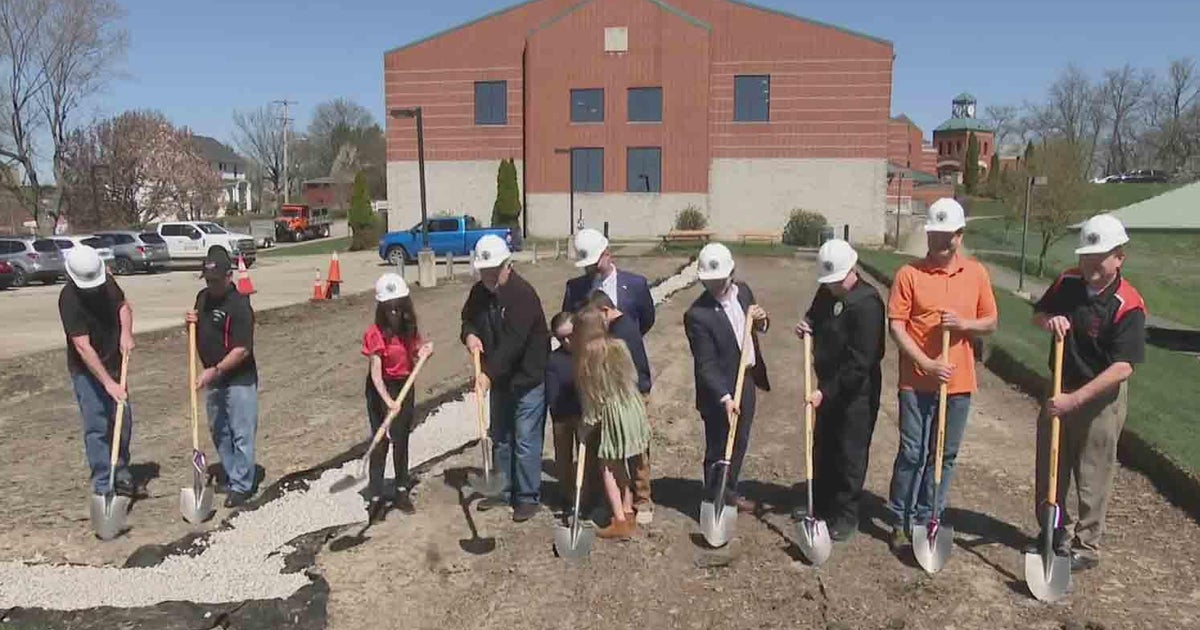 Bethel Park breaks ground on new splash pad and playground - CBS Pittsburgh