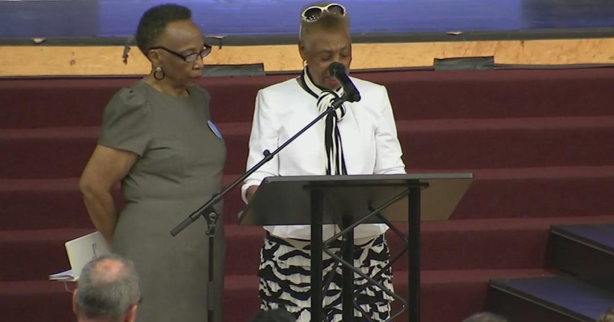 Family members Vern Moore, Velma Genus “You’re my hero in every meaning ...