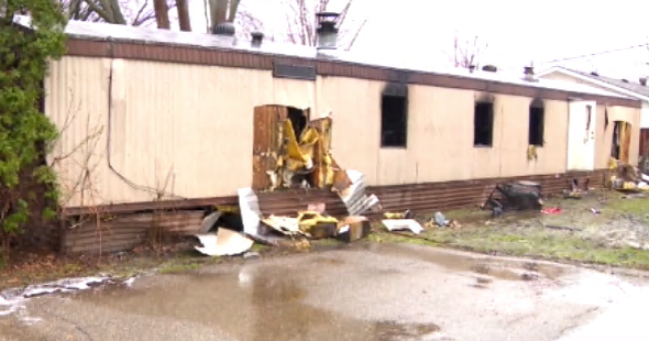 1 person, 3 cats found dead inside mobile home after fire - CBS Minnesota