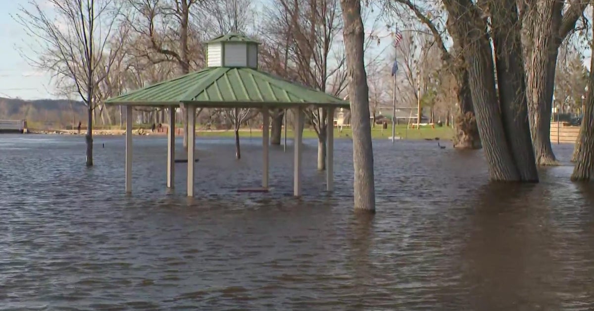 Floodwaters continue rising along St. Croix River - CBS Minnesota