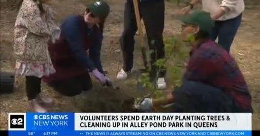 Volunteers spend Earth Day planting trees, cleaning up in Queens - CBS ...