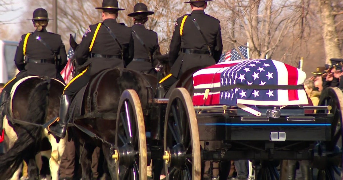 Thousands line streets of Glenwood for Deputy Josh Owen's funeral ...