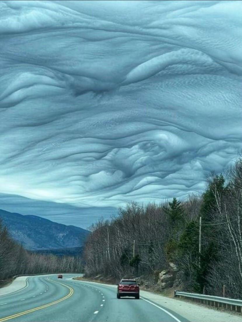 Unusual 'wave-like' clouds make for stunning sight in New England - CBS Boston