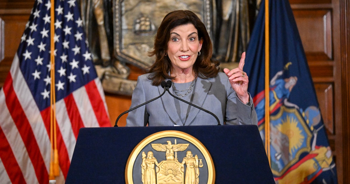 Gov Hochul Reluctant Lawmakers Agree On New State Budget With Bail