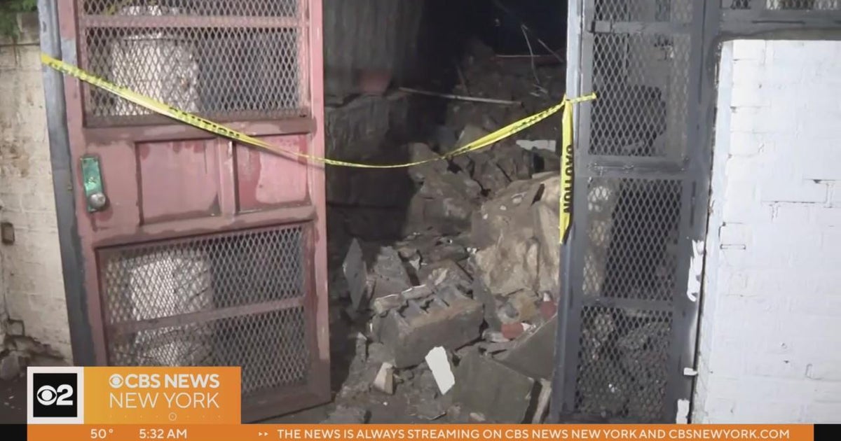 Heavy rain causes partial wall collapse in the Bronx - CBS New York