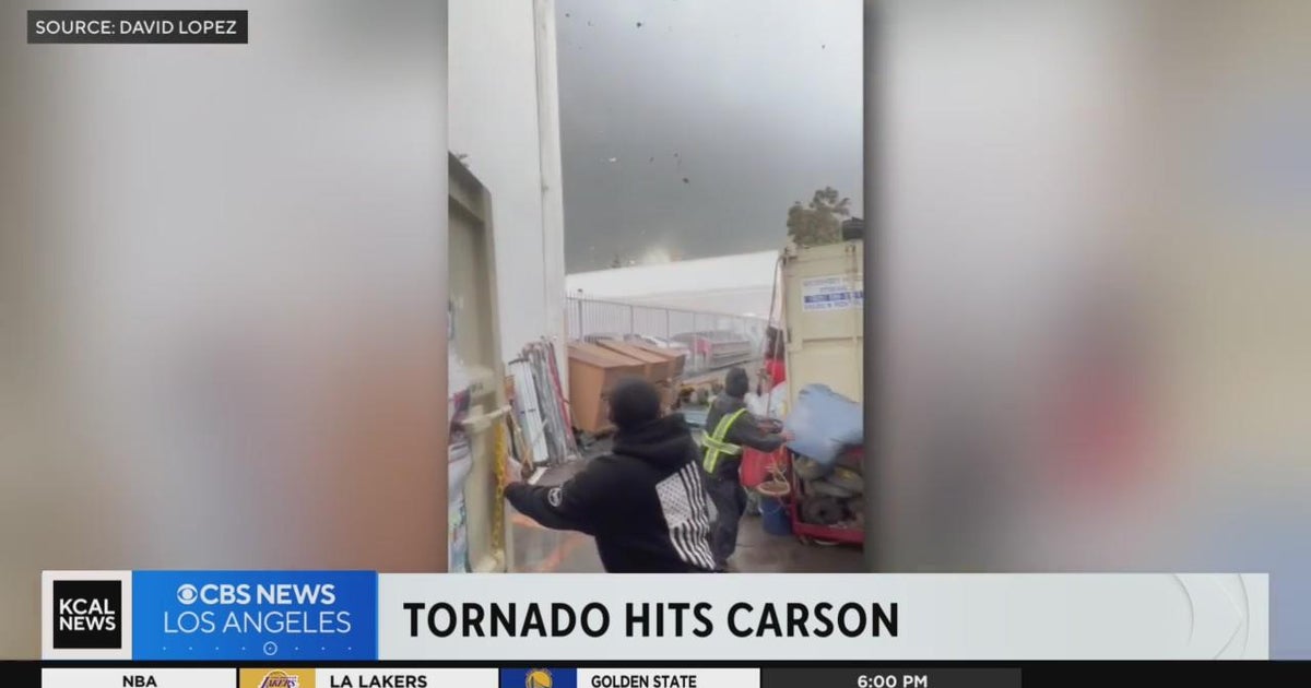 EF-0 tornado touches down in Carson, leaving small trail of damage in its wake - CBS Los Angeles