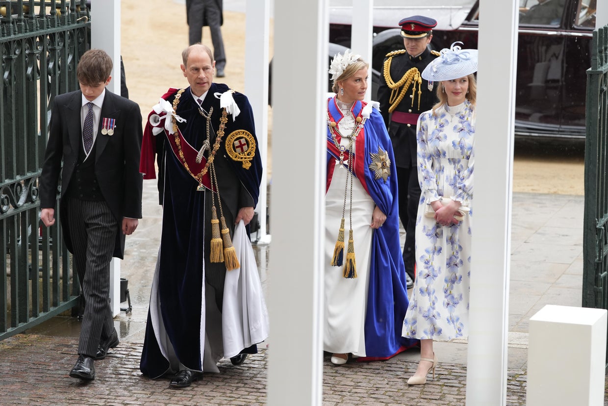 King Charles' coronation in pictures: See photos of the pageantry - CBS ...