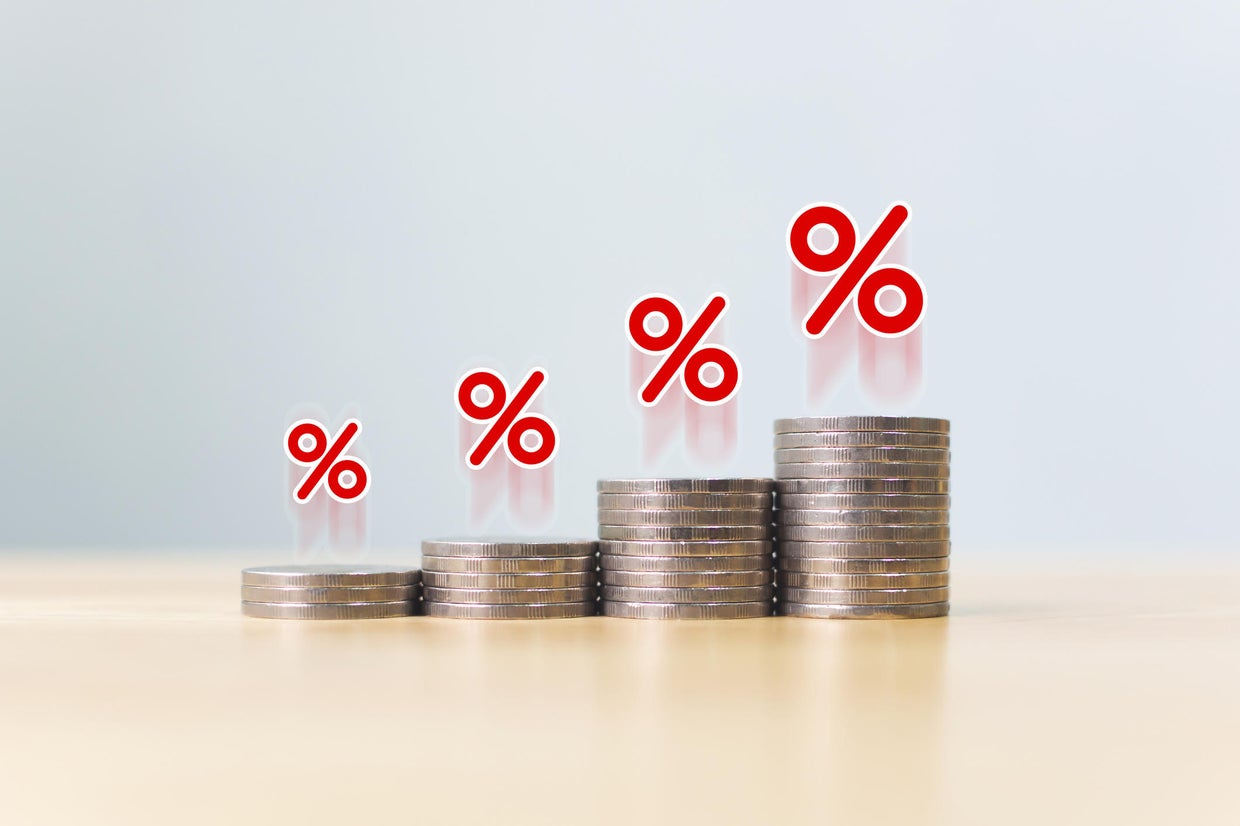 Will high-yield savings rates rise after the Fed's rate hike? - CBS News