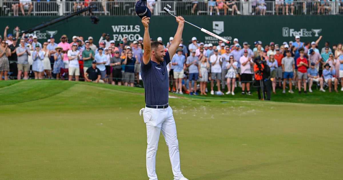 Clark holds off Schauffele for first PGA win at Wells Fargo - CBS ...