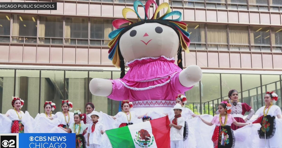 Muñeca Lele highlights Mexican culture in Chicago - CBS Chicago