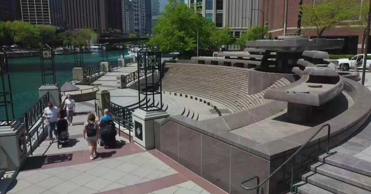 Why has Centennial Fountain been dry for 3 years? - CBS Chicago