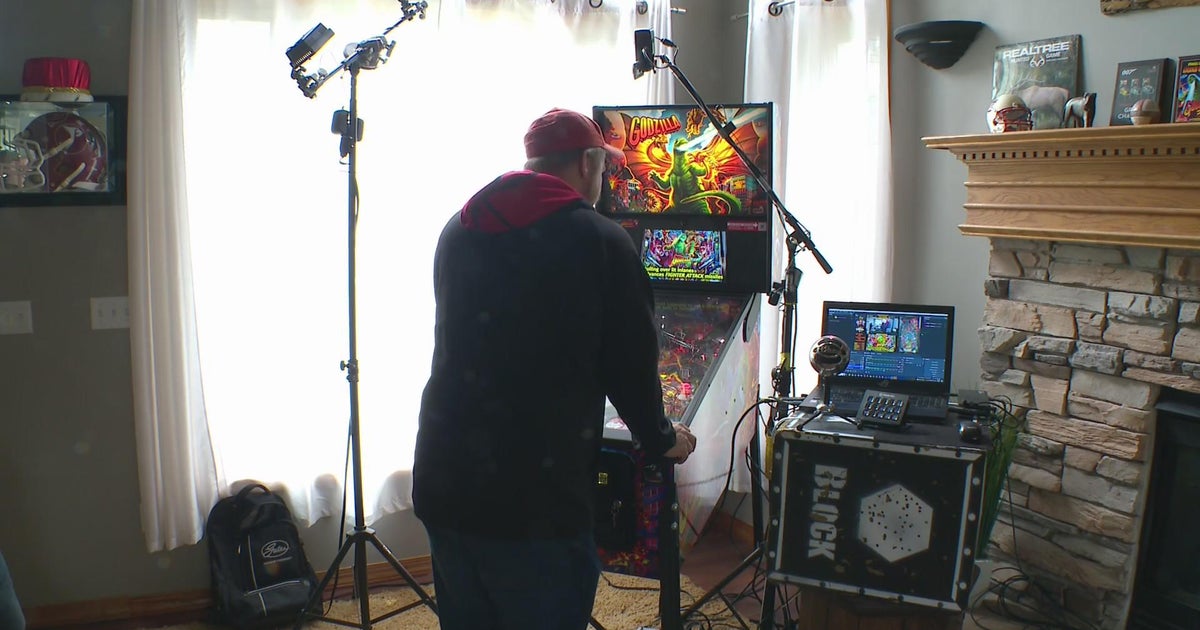 Minnesota brothers competing in international pinball tournament - CBS ...