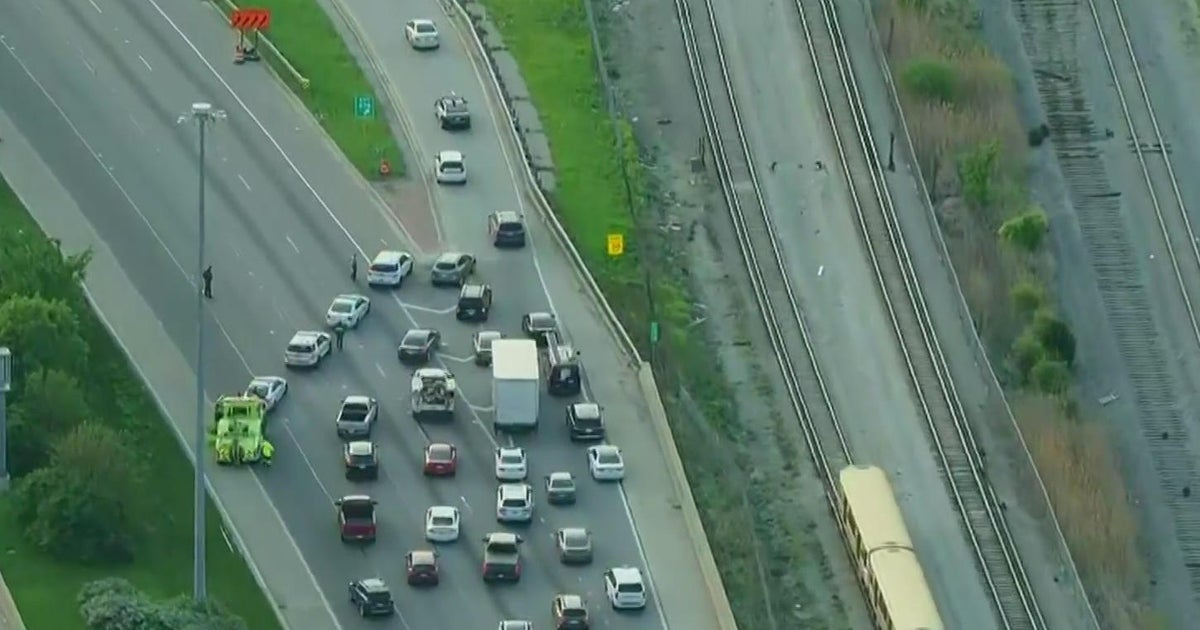 Two Days Two Shootings On Eisenhower Expressway Cbs Chicago