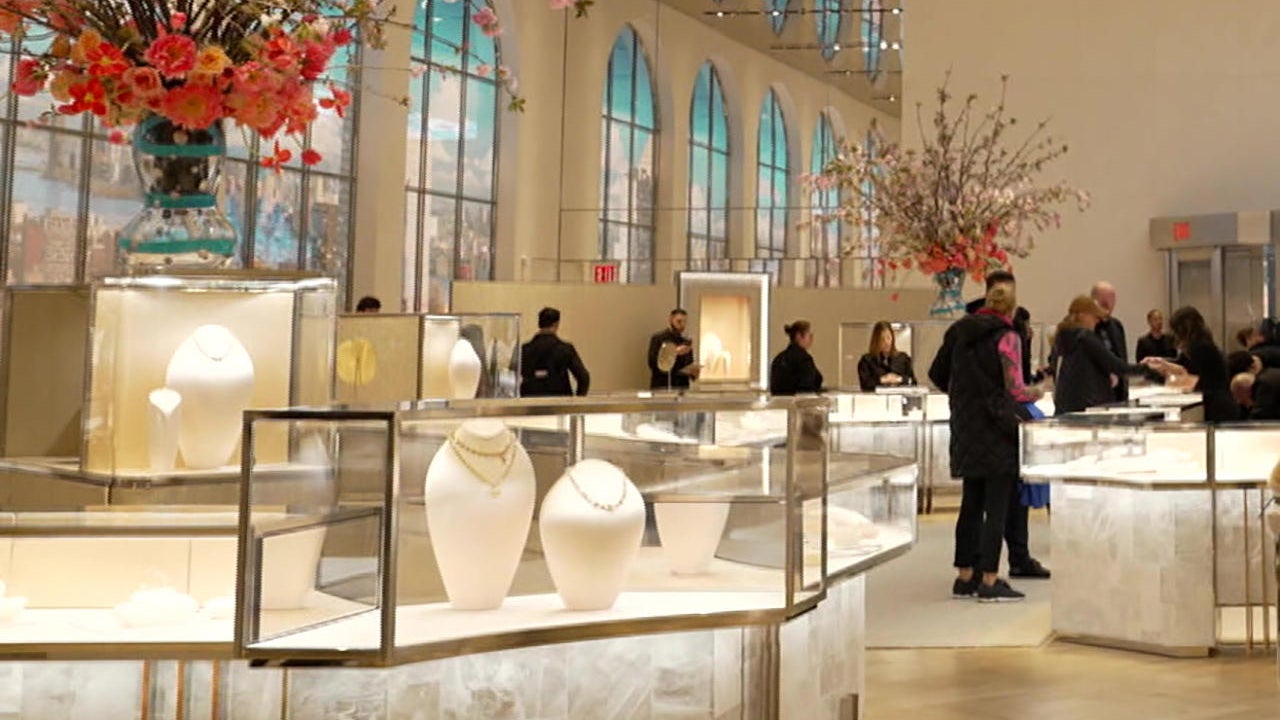 Tiffany & Co. news - Today’s latest updates - CBS News